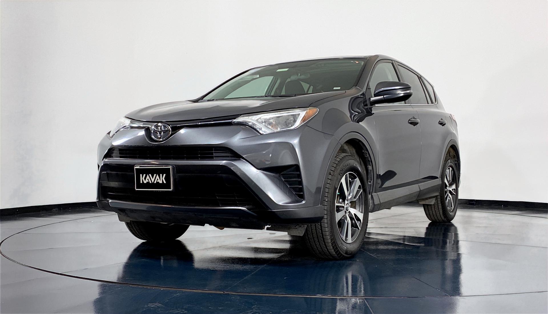 Toyota RAV4 2017 #113957 | 73590 KM | Precio: $359999