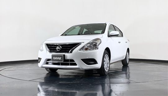 Nissan versa 2018 Blanco | Kavak