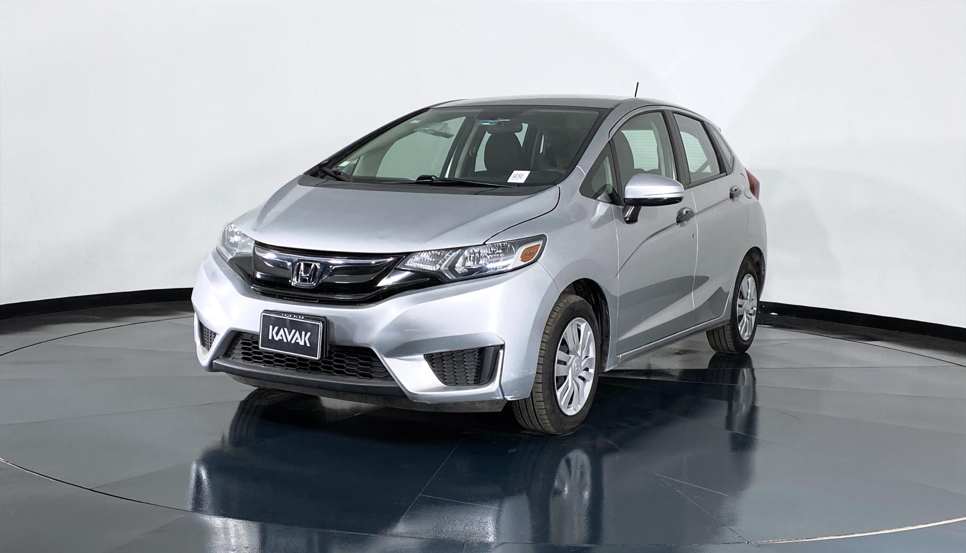 Autos Honda Fit 1.5 COOL Hatchback 2016 usados | KAVAK México