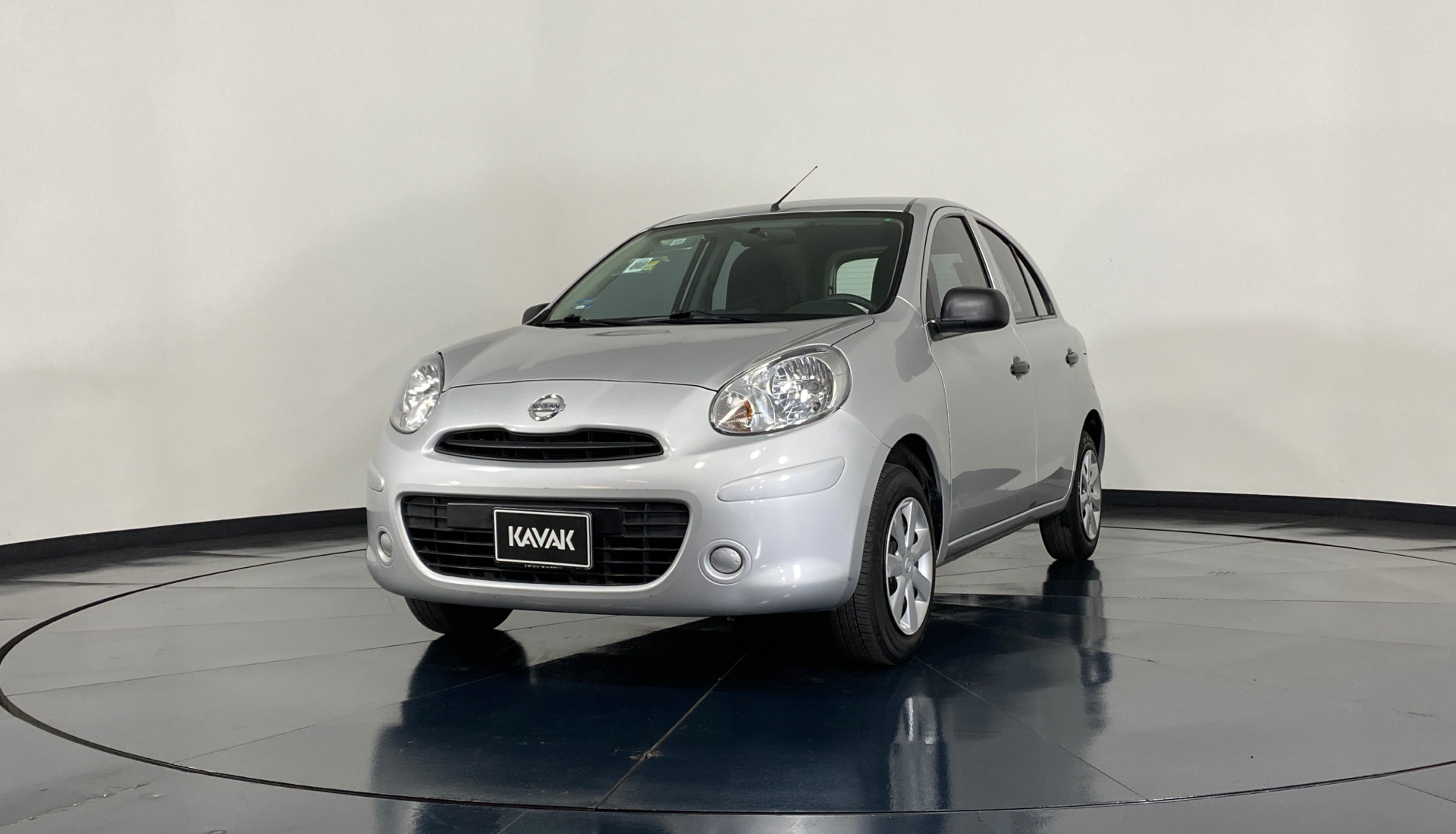 Nissan March 2018 #143683 | 54800 KM