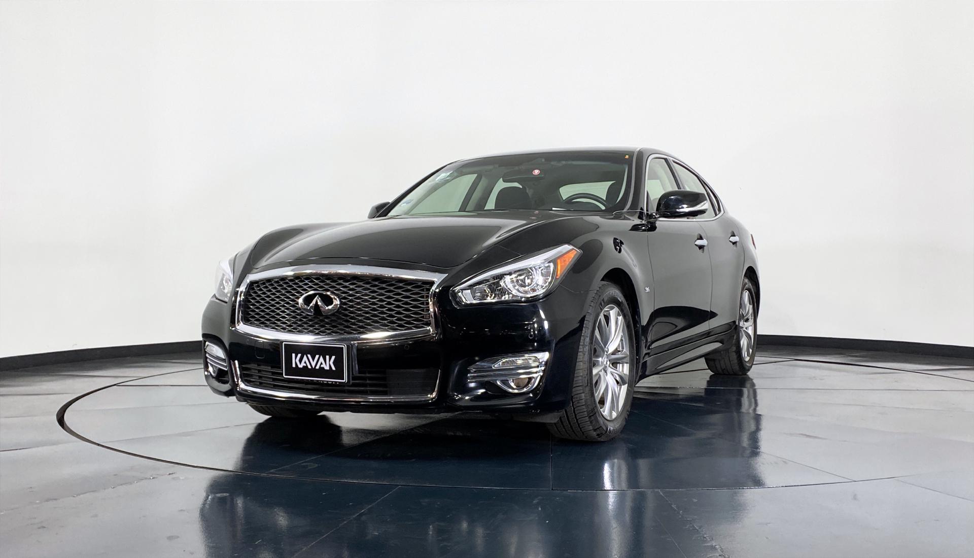 Autos Infiniti Q70 5.6 PERFECTION AT Sedan 2016 usados | KAVAK México
