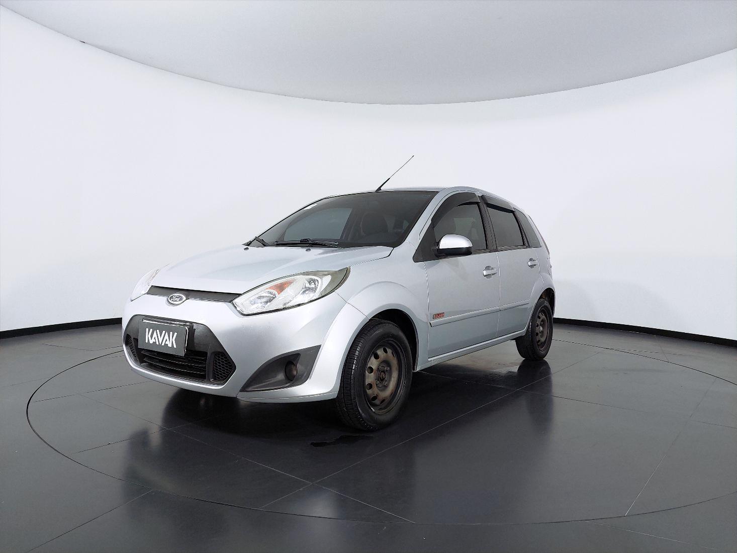 Carros Ford Fiesta MPI CLASS HATCH Hatchback 2011 usados | KAVAK Brasil