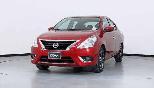 Nissan versa 2019 Rojo | Kavak