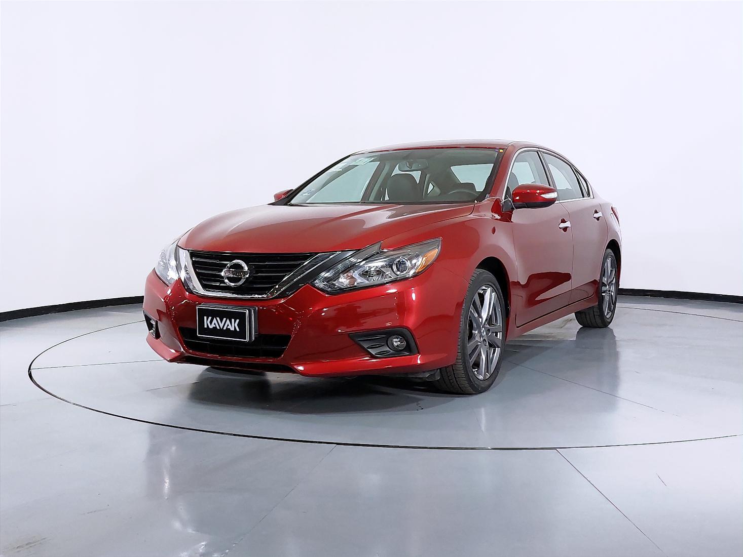 Autos Nissan Altima Exclusive Sedan 2018 usados | KAVAK México