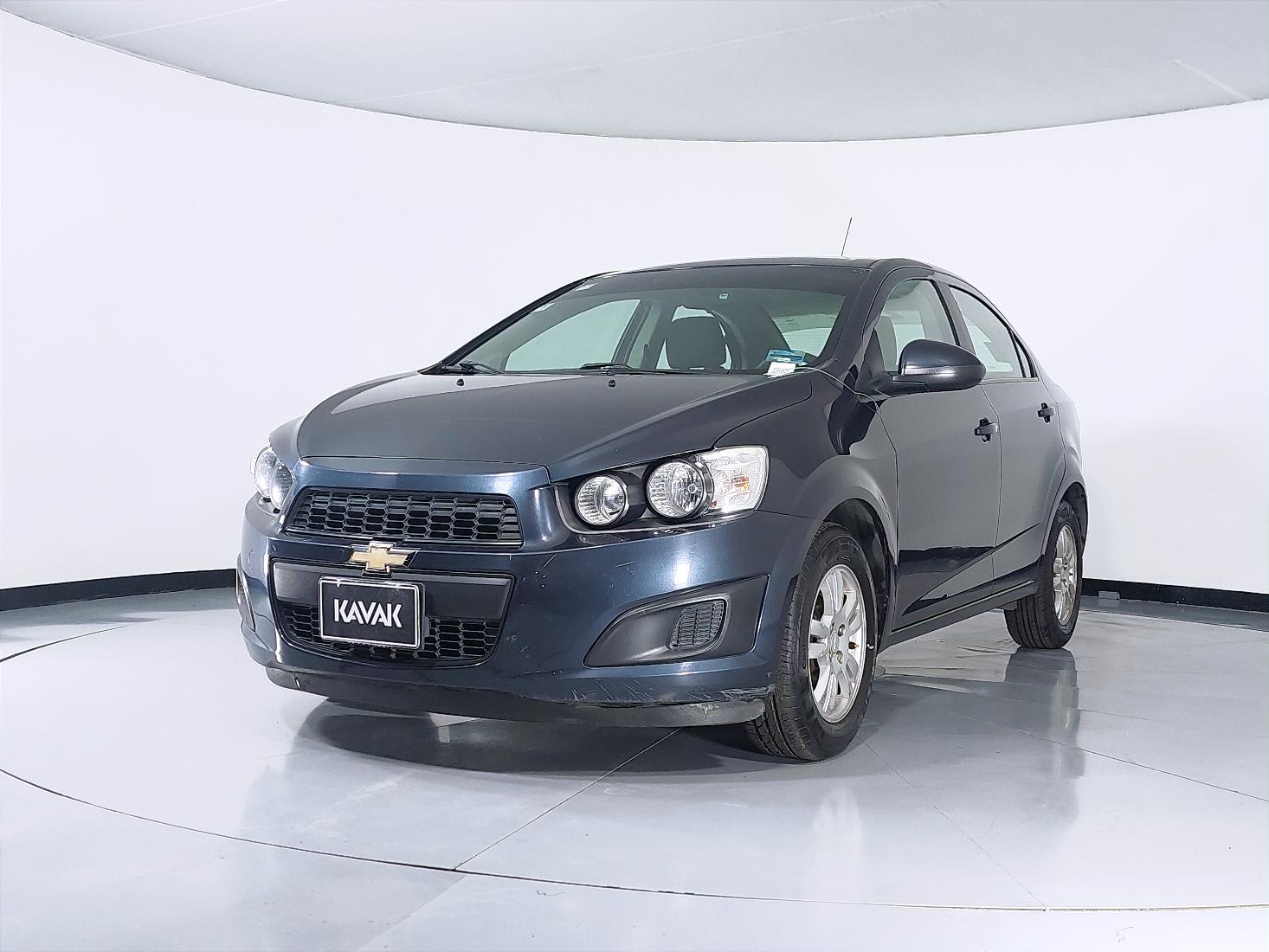 Autos Chevrolet Sonic 1.6 MT D LT Sedan 2016 usados | KAVAK México