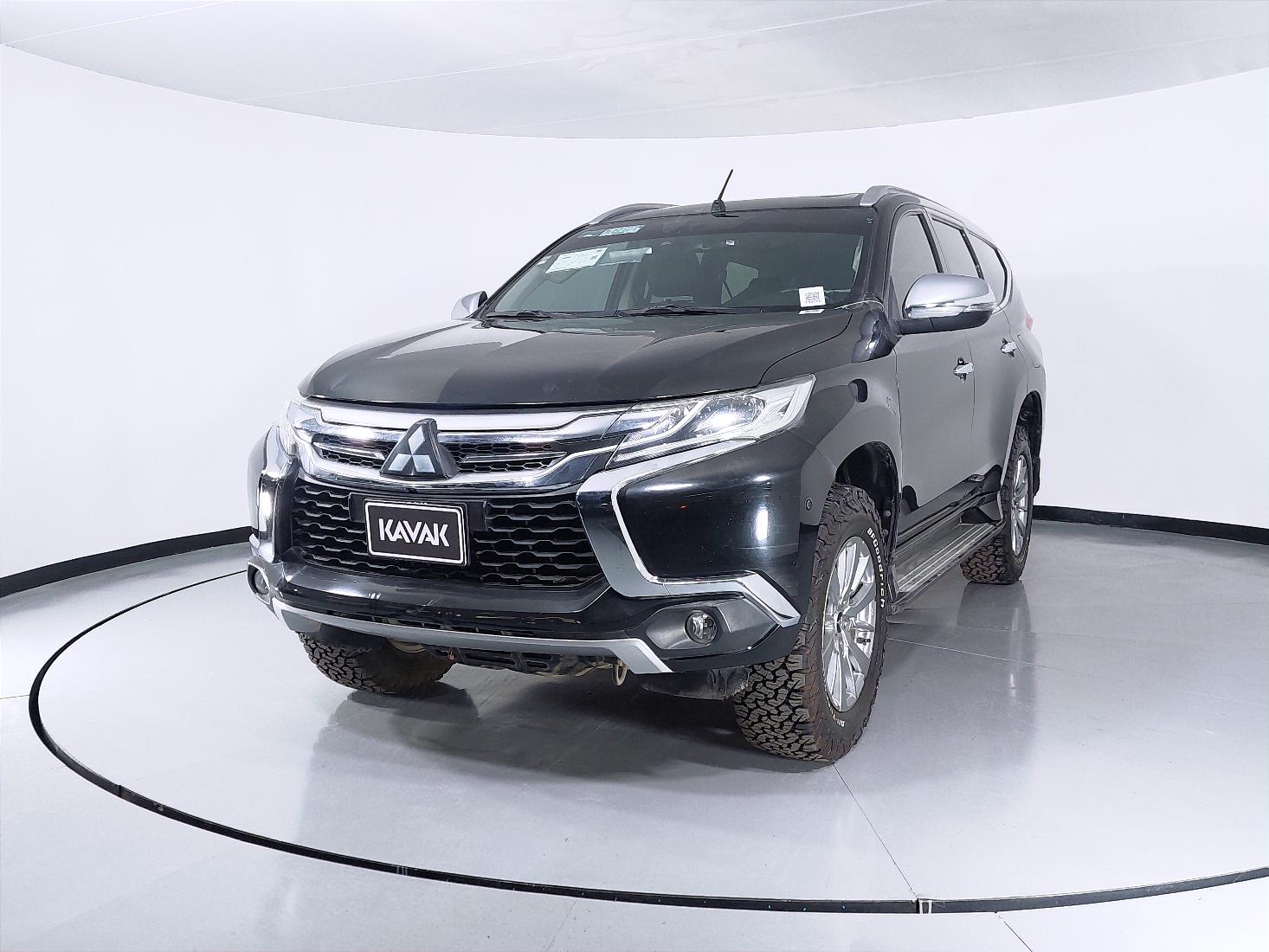 Autos Mitsubishi Montero 3.0 ADVANCE AUTO Suv 2018 usados | KAVAK México