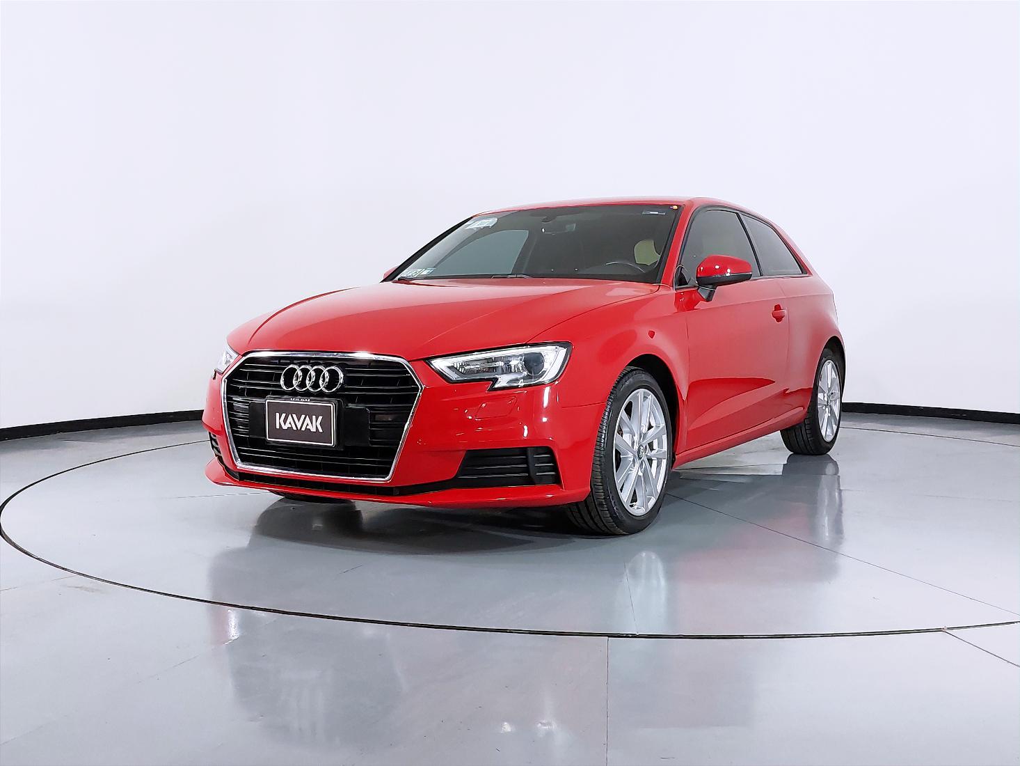 Autos Audi A3 1.4 DYNAMIC DCT Hatchback 2018 usados | KAVAK México