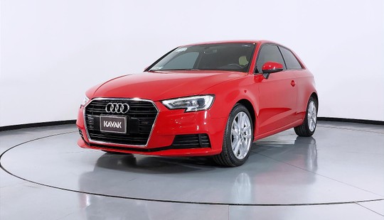 Autos Audi A3 Dynamic Hatchback 2018 usados | KAVAK México
