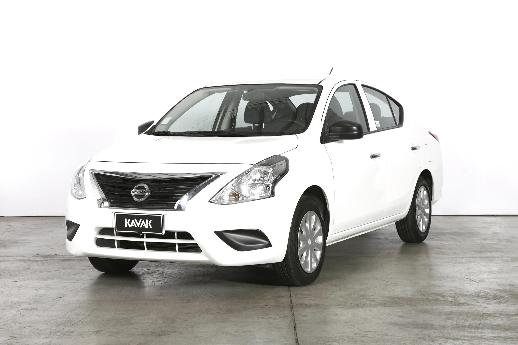Autos Nissan VERSA 1.6 SENSE MT Sedan 2022 usados | KAVAK Chile