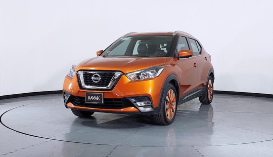 Nissan Kicks Naranja Kavak