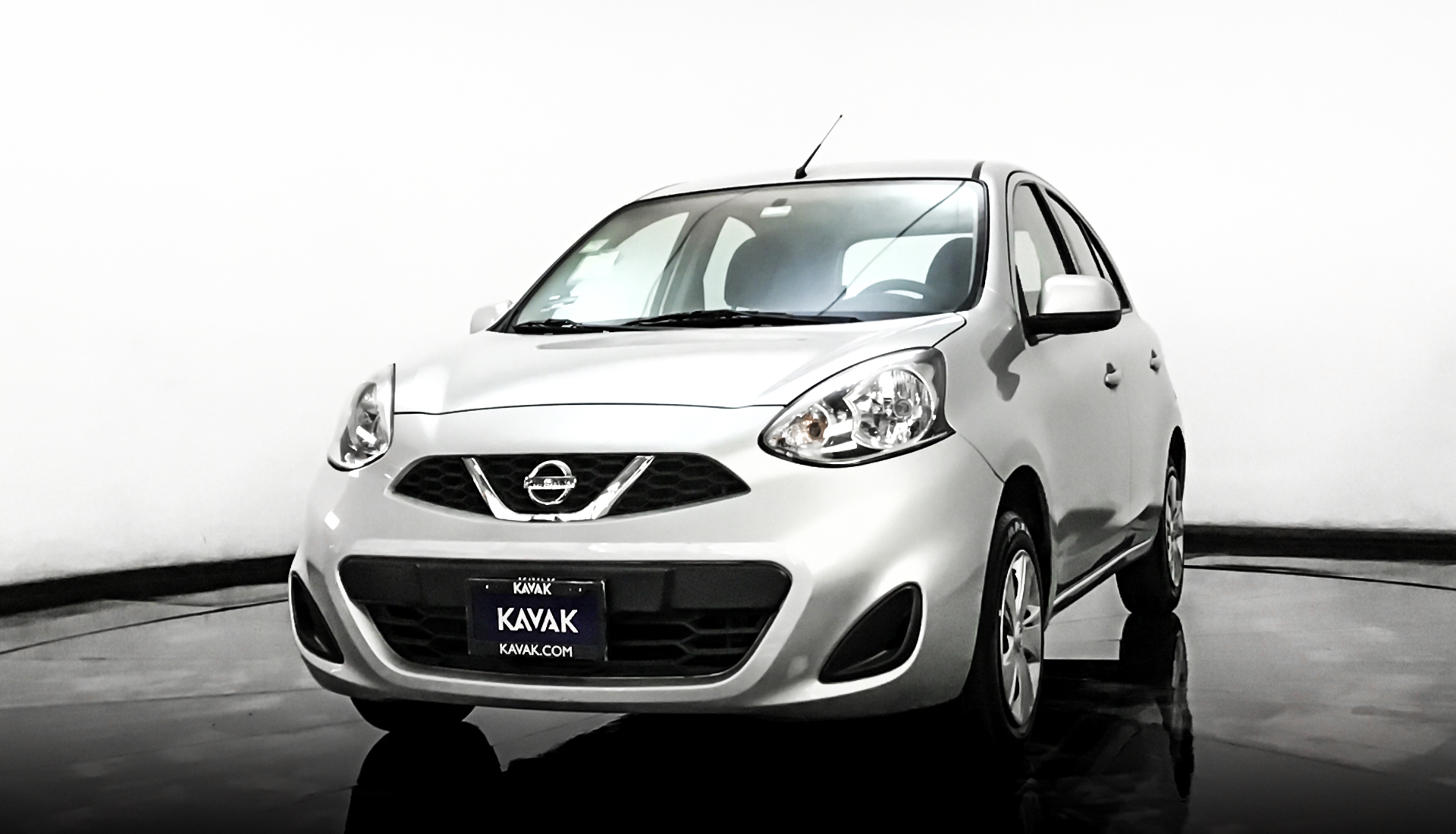 Nissan March 2015 #19647 | 41678 KM | Precio: $129999
