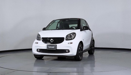 Autos Smart Fortwo Passion Hatchback 2016 usados | KAVAK México