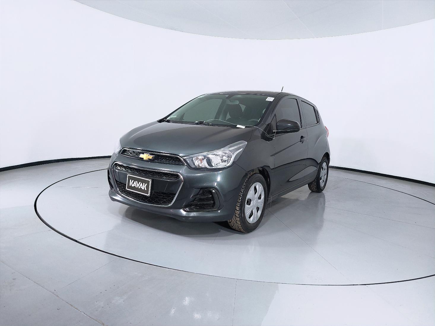 Autos Chevrolet Spark Cargo 1.4 LT B hatchback 2018 usados | KAVAK México