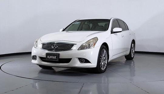 Infiniti sedan | Kavak