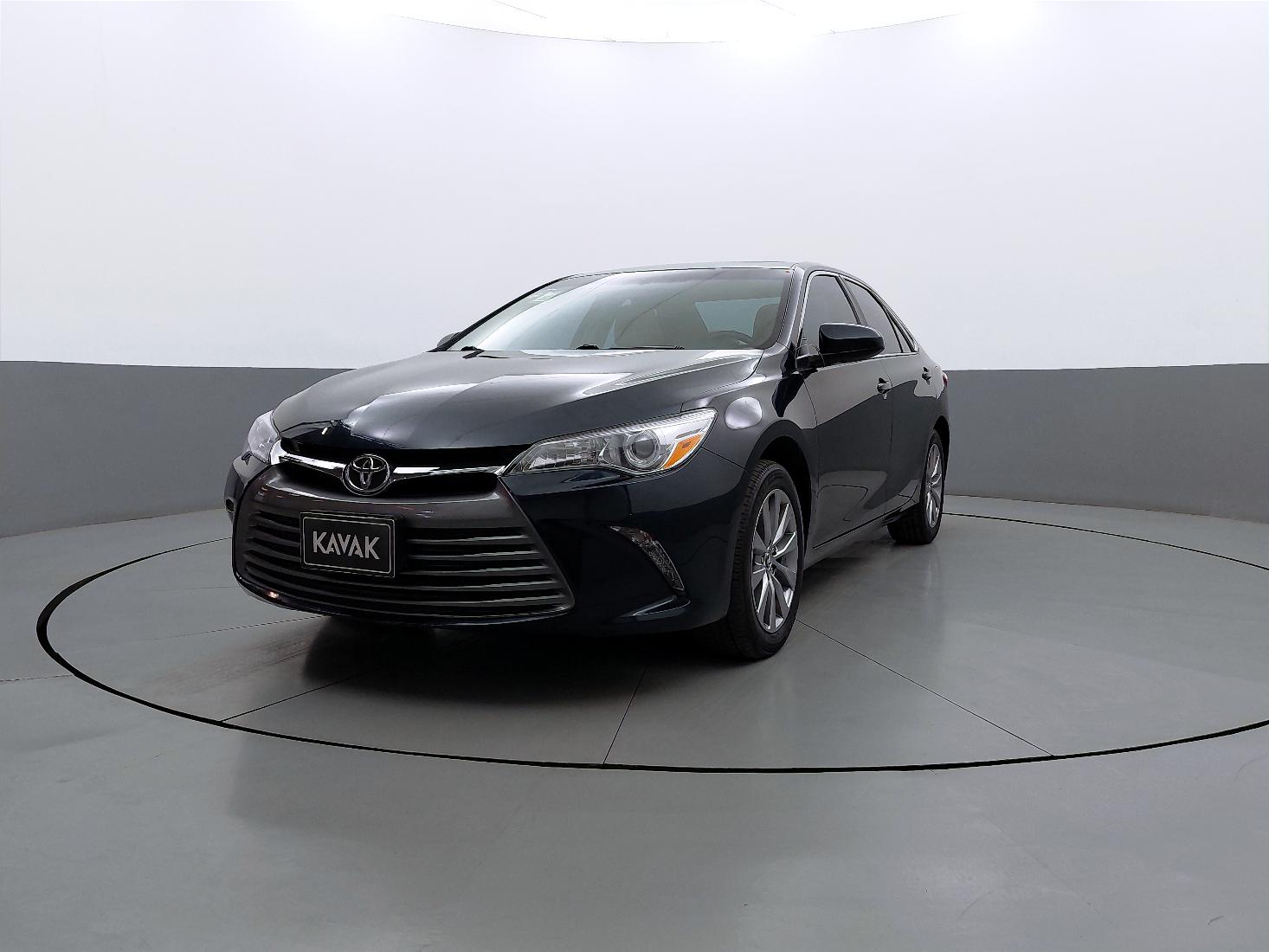 Autos Toyota Camry XLE Sedan 2017 usados | KAVAK México