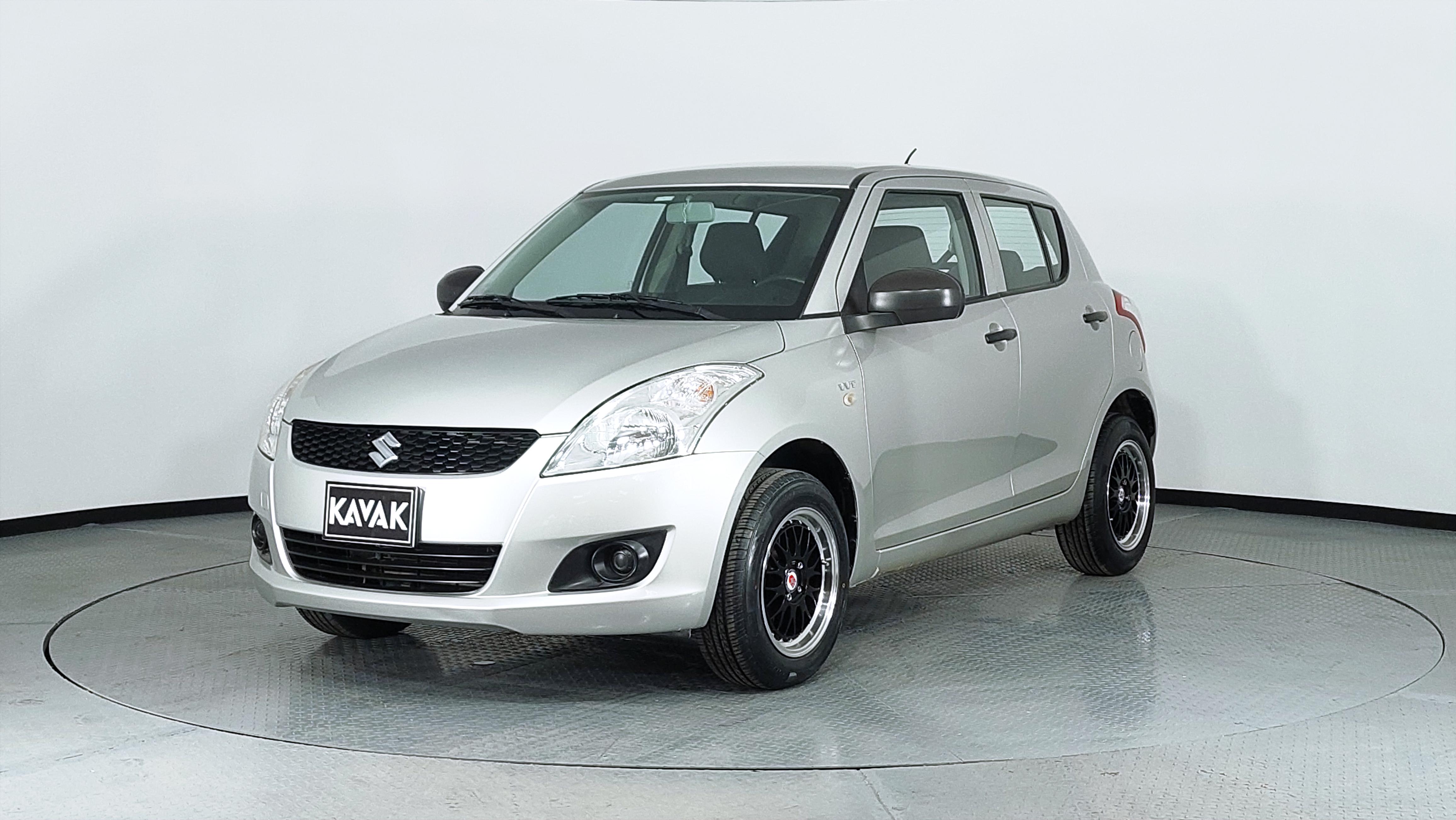 Carros Suzuki Swift 1.2 GA HB MT Hatchback 2015 usados | KAVAK Perú