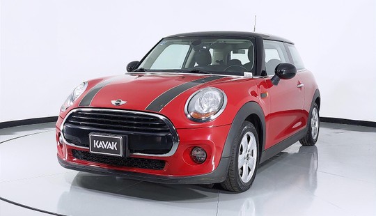 Mini Cooper rojo | Kavak