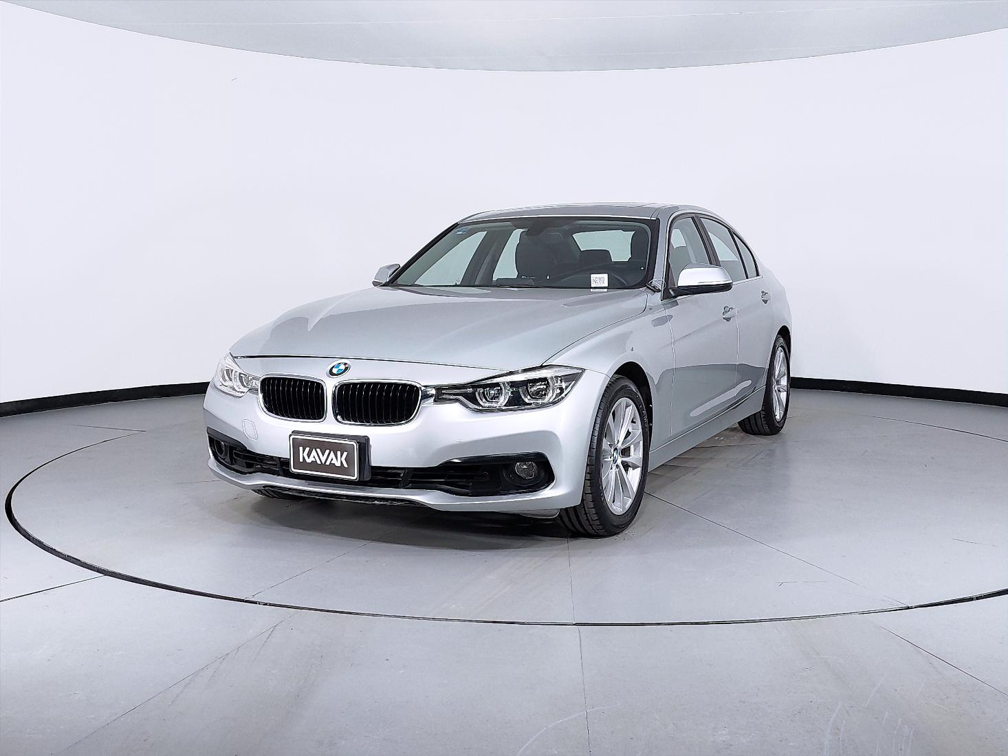 Autos Bmw Serie 3 320I Executive Sedan 2018 usados | KAVAK México