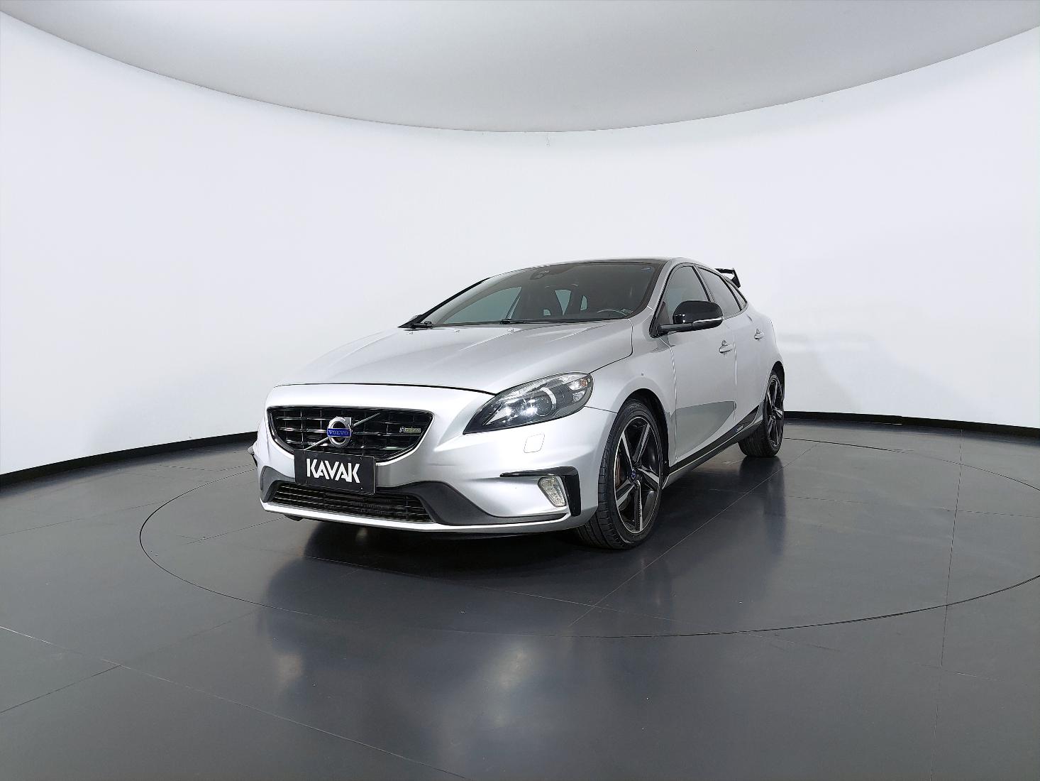 Volvo V40 2016 205896 48874 KM Pre o R 106599 Volvo V40 2016 205896 48874 KM Pre o R 106599