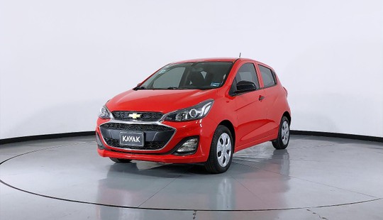 Chevrolet Spark rojo | Kavak