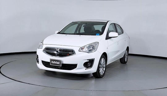 Dodge Attitude blanco Seminuevos | Kavak