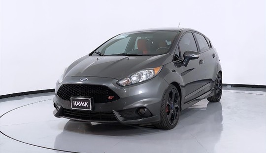Fiesta hatchback | Kavak