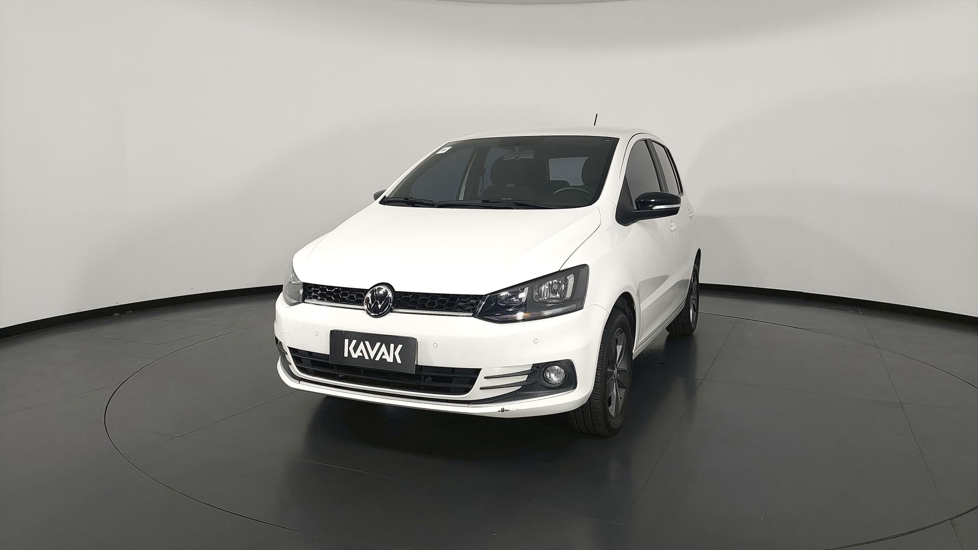 Carros Volkswagen Fox MSI RUN Hatchback 2017 usados | KAVAK Brasil