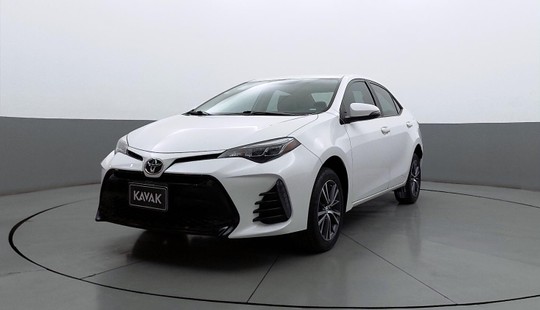 Toyota Corolla blanco | Kavak