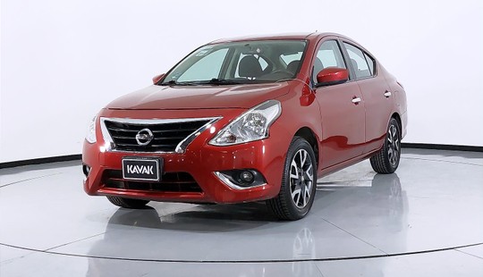 Nissan versa 2019 Rojo | Kavak