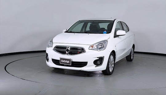 Dodge Attitude blanco Seminuevos | Kavak