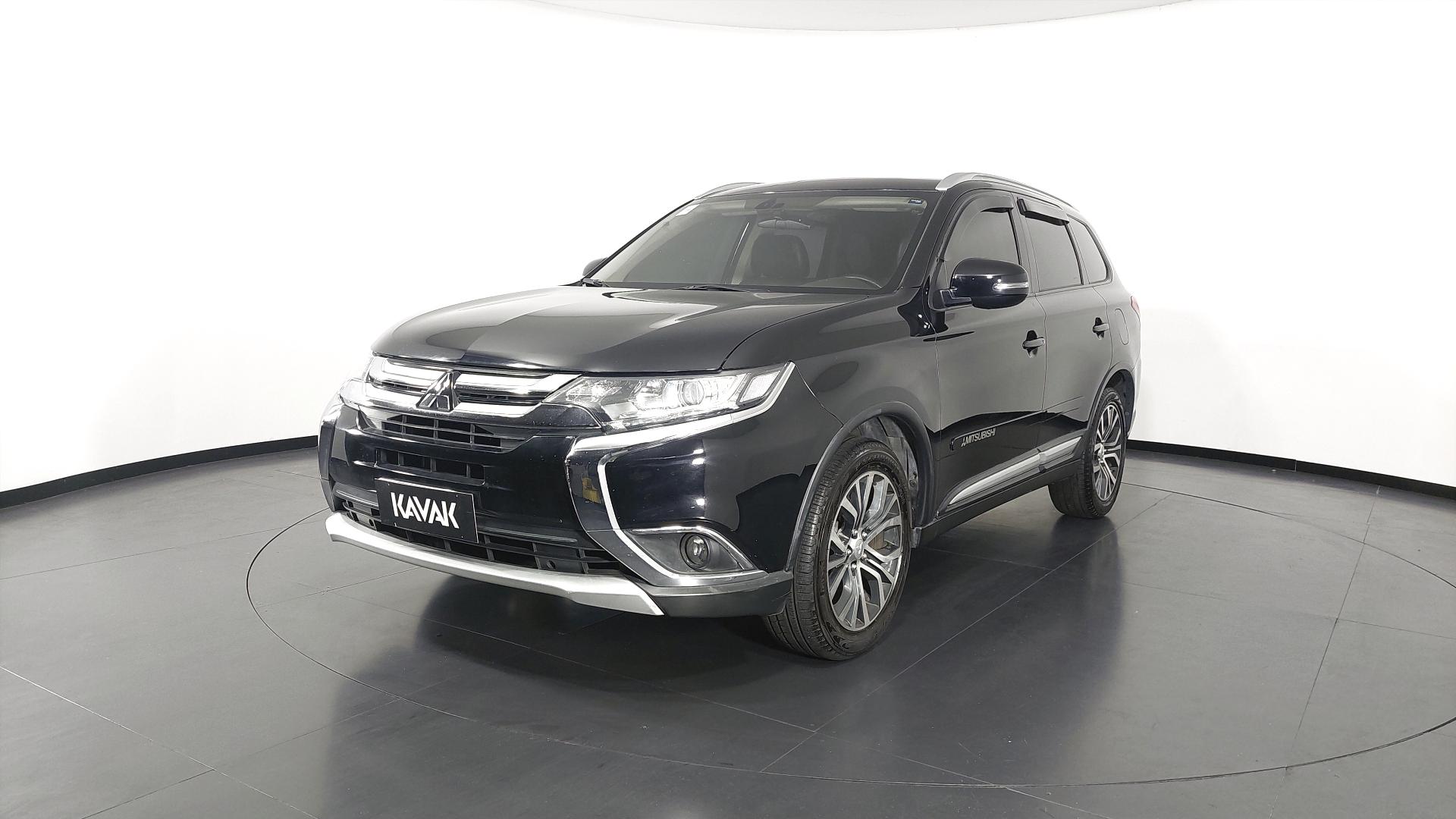 Carros Mitsubishi Outlander AUTOMATICO GASOLINA Suv 2017 usados | KAVAK ...