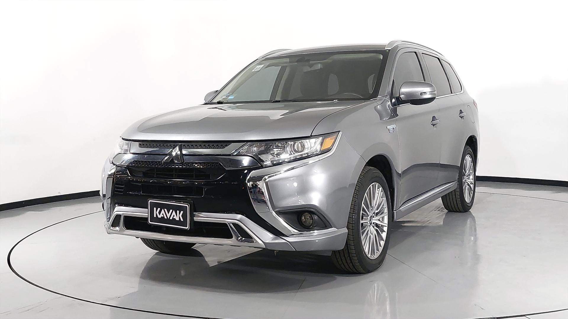 Autos Mitsubishi Outlander Se Phev Suv 2020 usados | KAVAK México