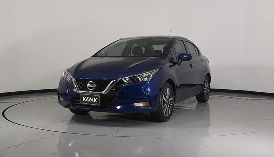 Nissan versa 2020 Azul | Kavak