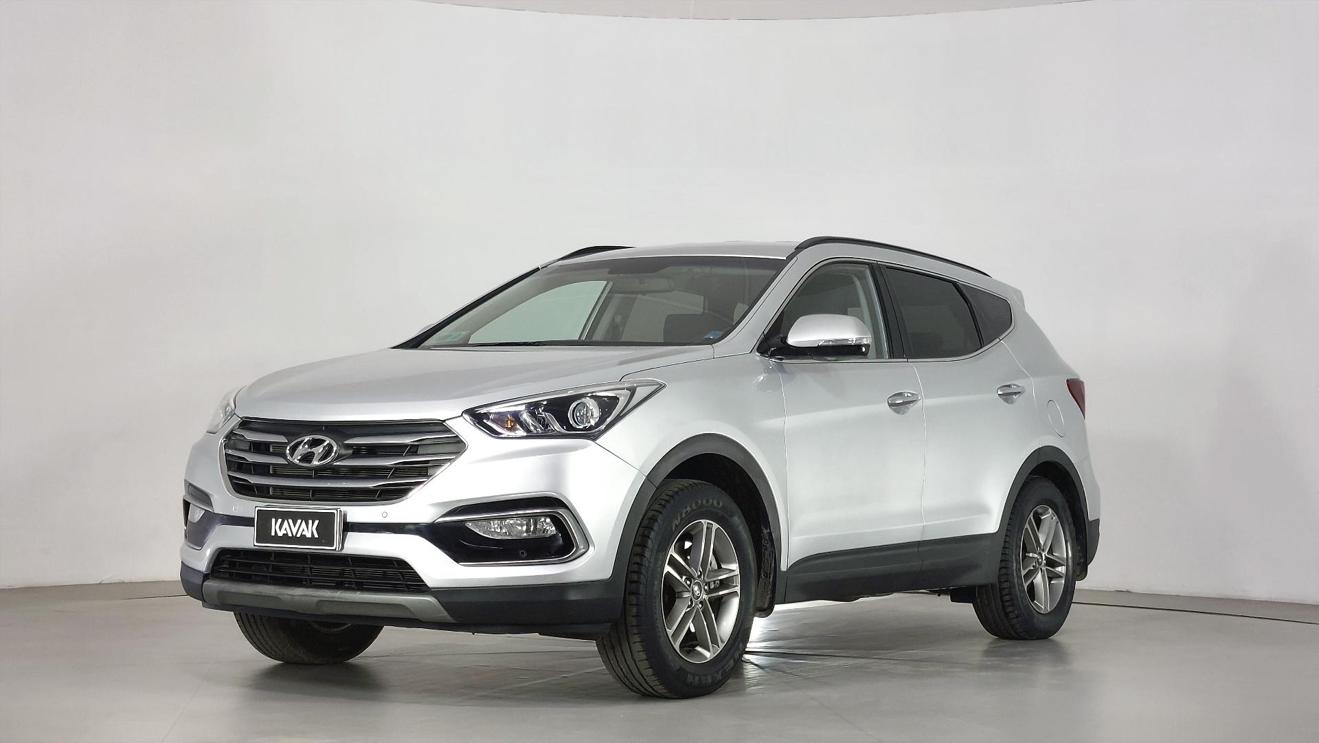 Autos Hyundai SANTAFE 2.4 PLUS MT Suv 2019 usados | KAVAK Chile