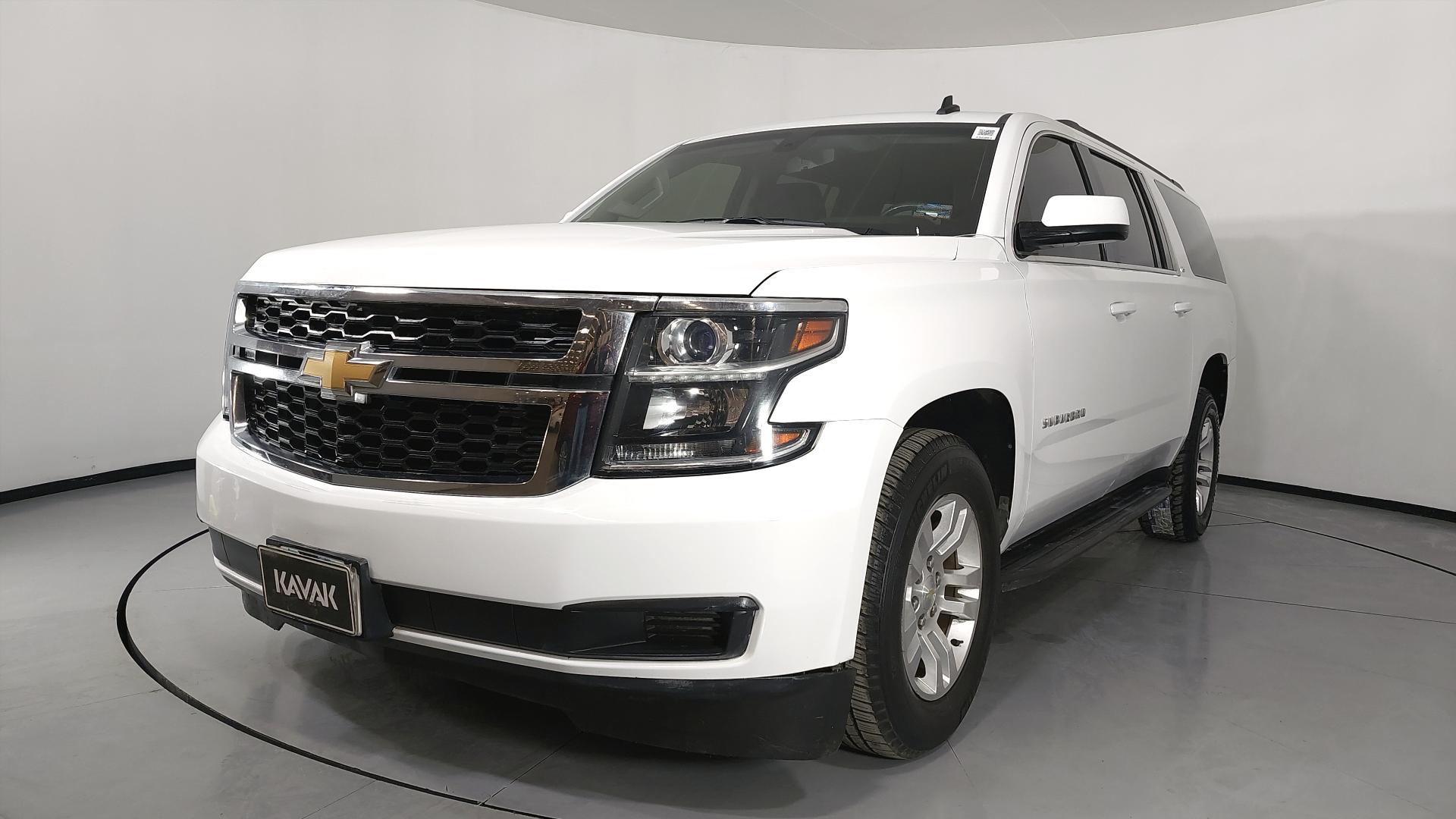 Autos Chevrolet Suburban LS Suv 2016 usados | KAVAK México