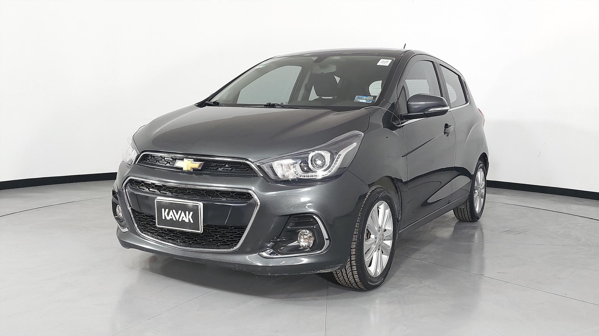 Autos Chevrolet Spark Cargo 1.4 LTZ C Hatchback 2018 usados | KAVAK México
