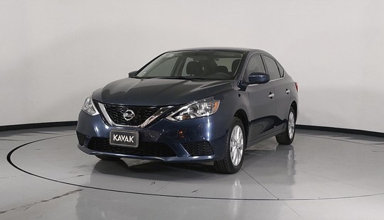 Nissan Sentra azul | Kavak