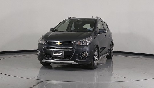 Chevrolet Spark gris | Kavak