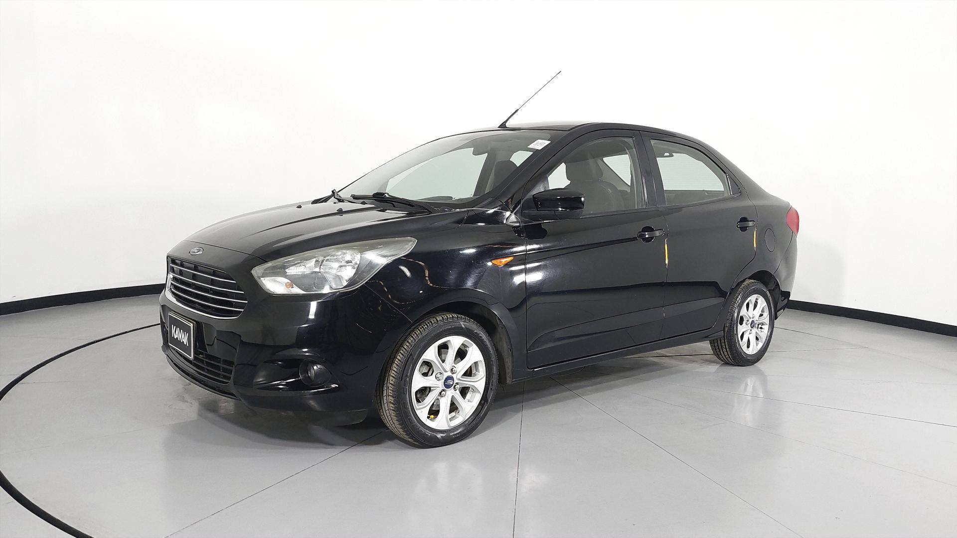 Autos Ford Figo 1.5 FIGO TITANIUM AT Sedan 2017 usados | KAVAK México