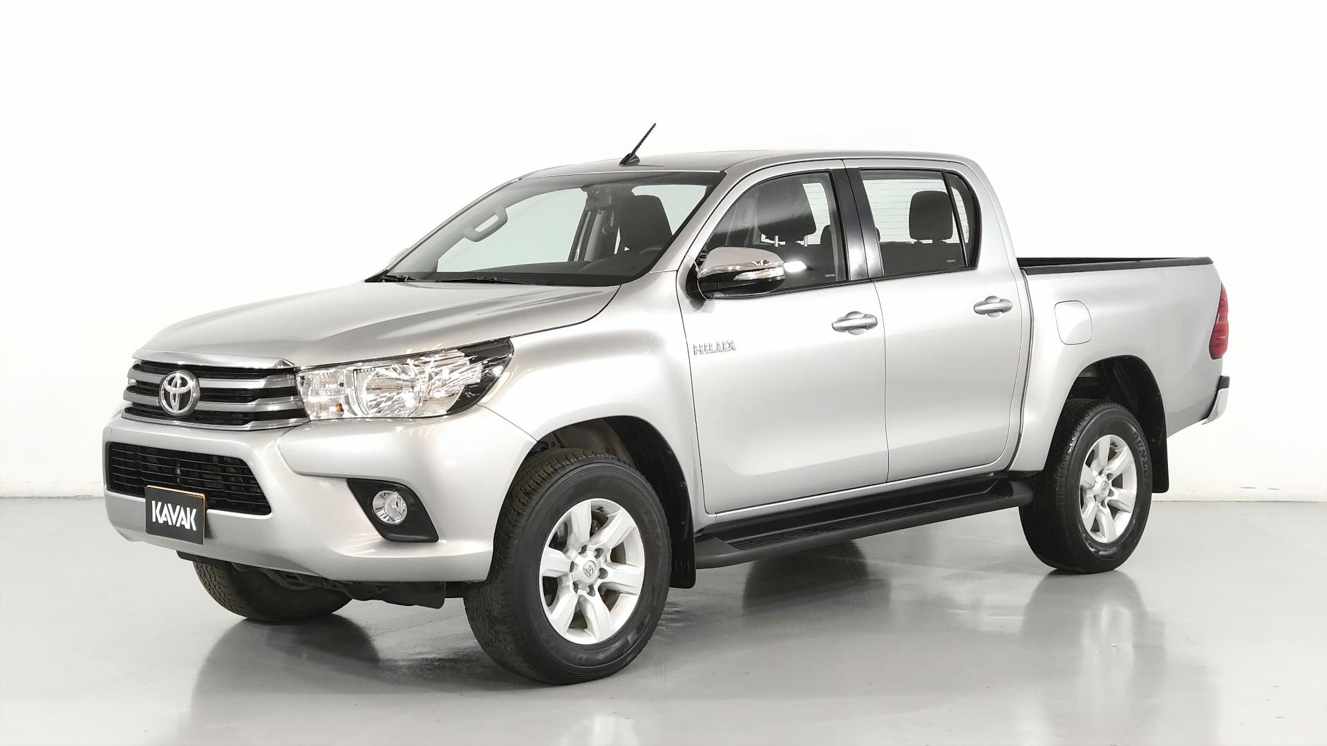 Autos Toyota Hilux 2.7L Pickup 2017 usados | KAVAK Colombia
