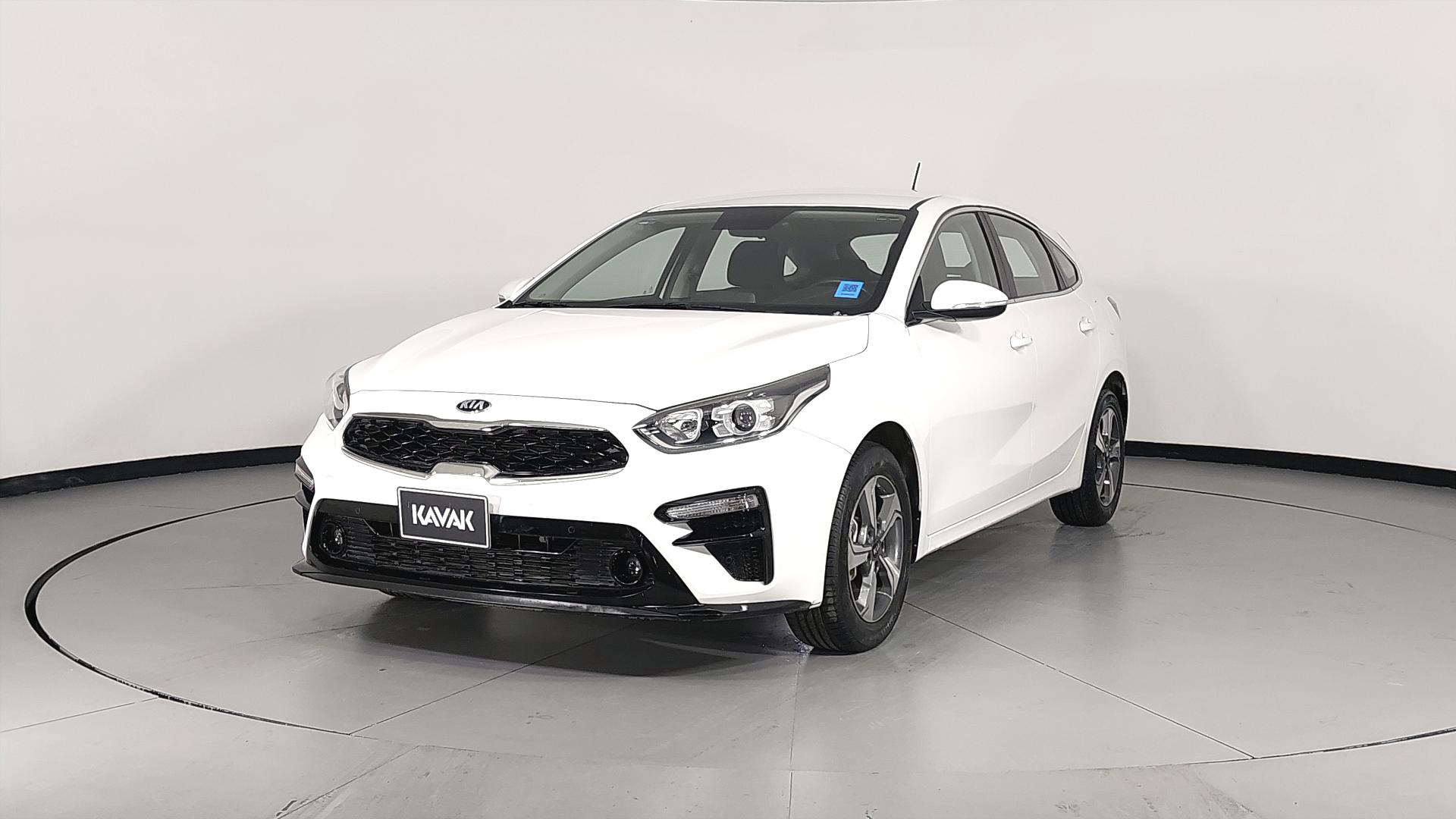Autos Kia Forte HB EX Hatchback 2019 usados | KAVAK México