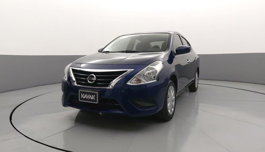 Nissan versa 2018 Azul | Kavak