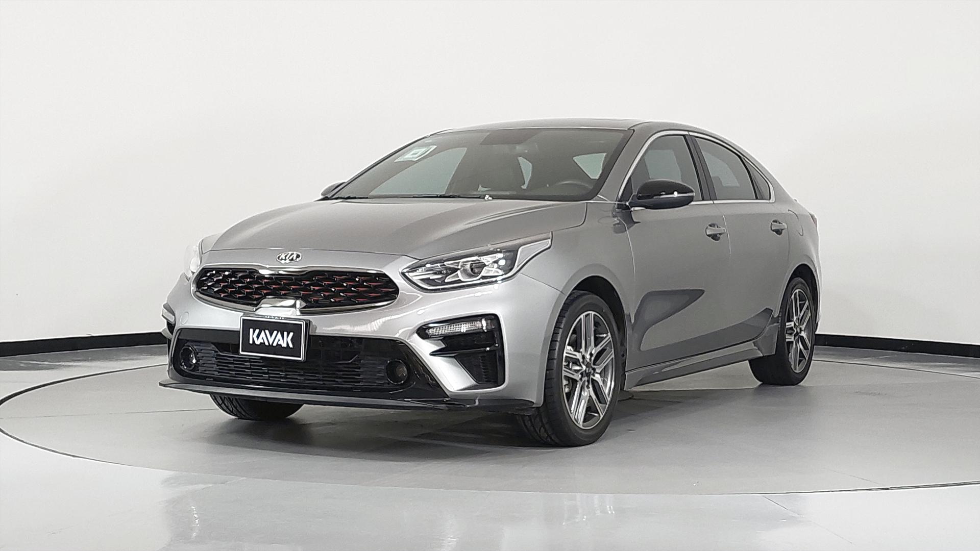 Autos KIA FORTE 2.0 GT LINE IVT Sedan 2021 usados | KAVAK México