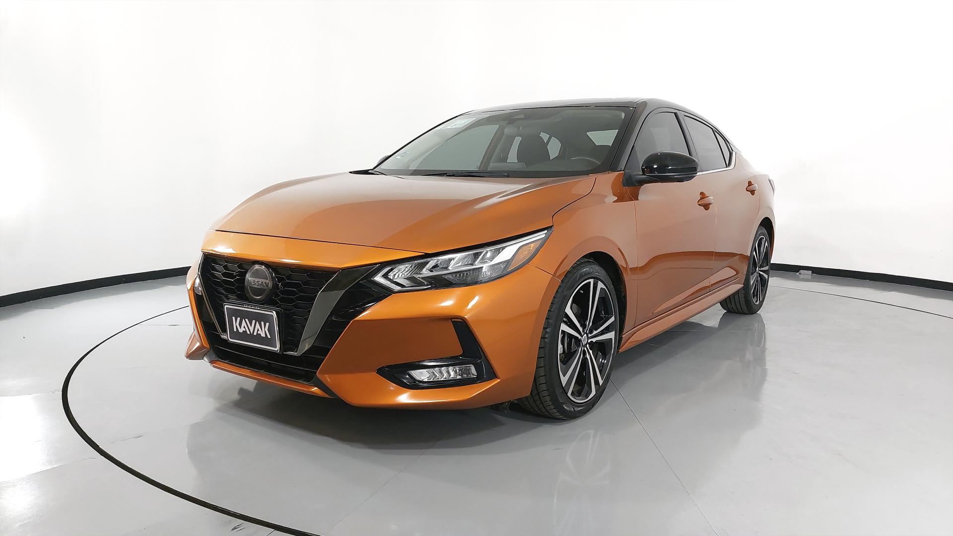 Autos Nissan Sentra 2.0 SR BITONO CVT Sedan 2022 usados | KAVAK México