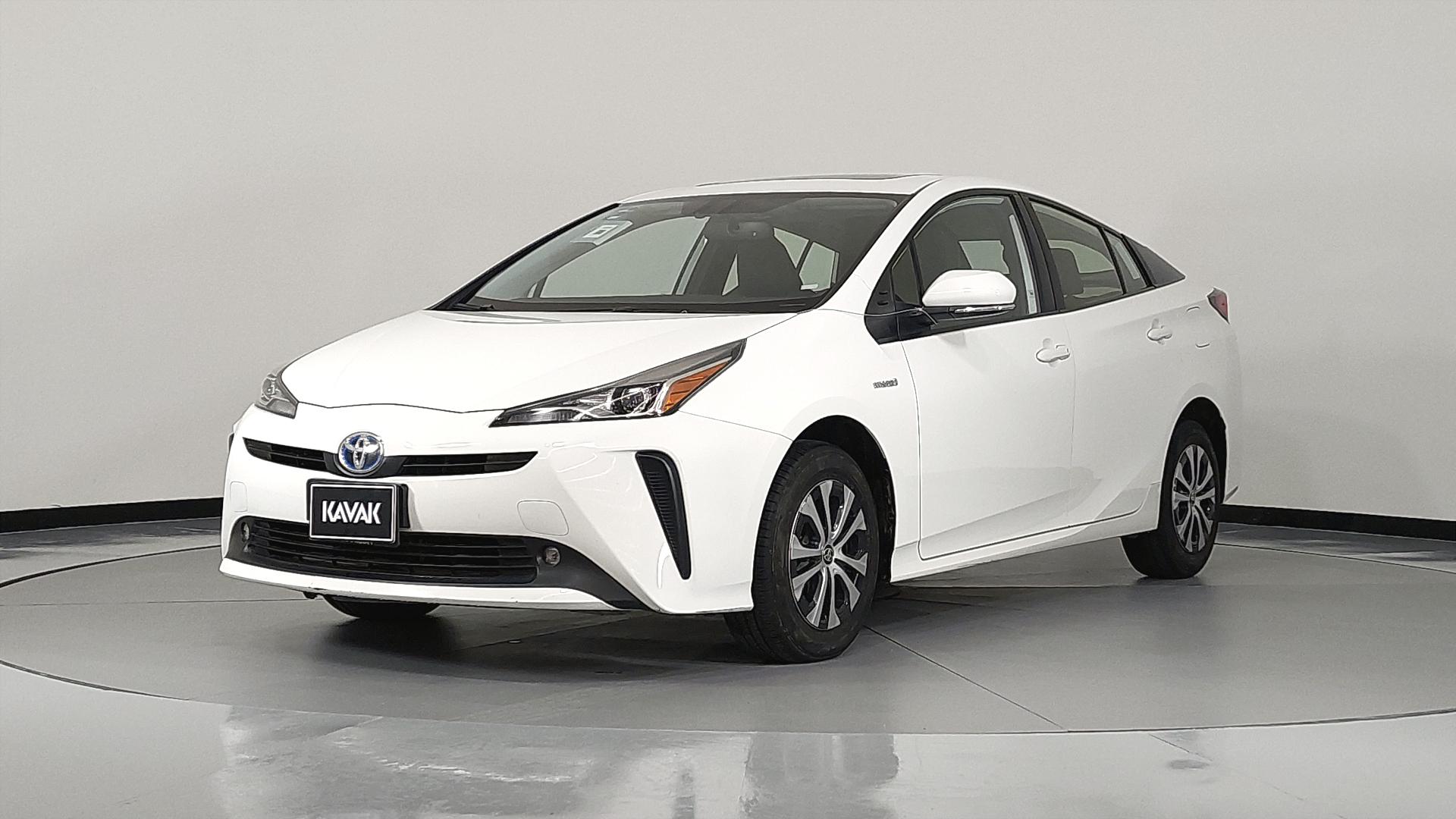 Autos Toyota Prius Premium Hatchback 2020 usados | KAVAK México