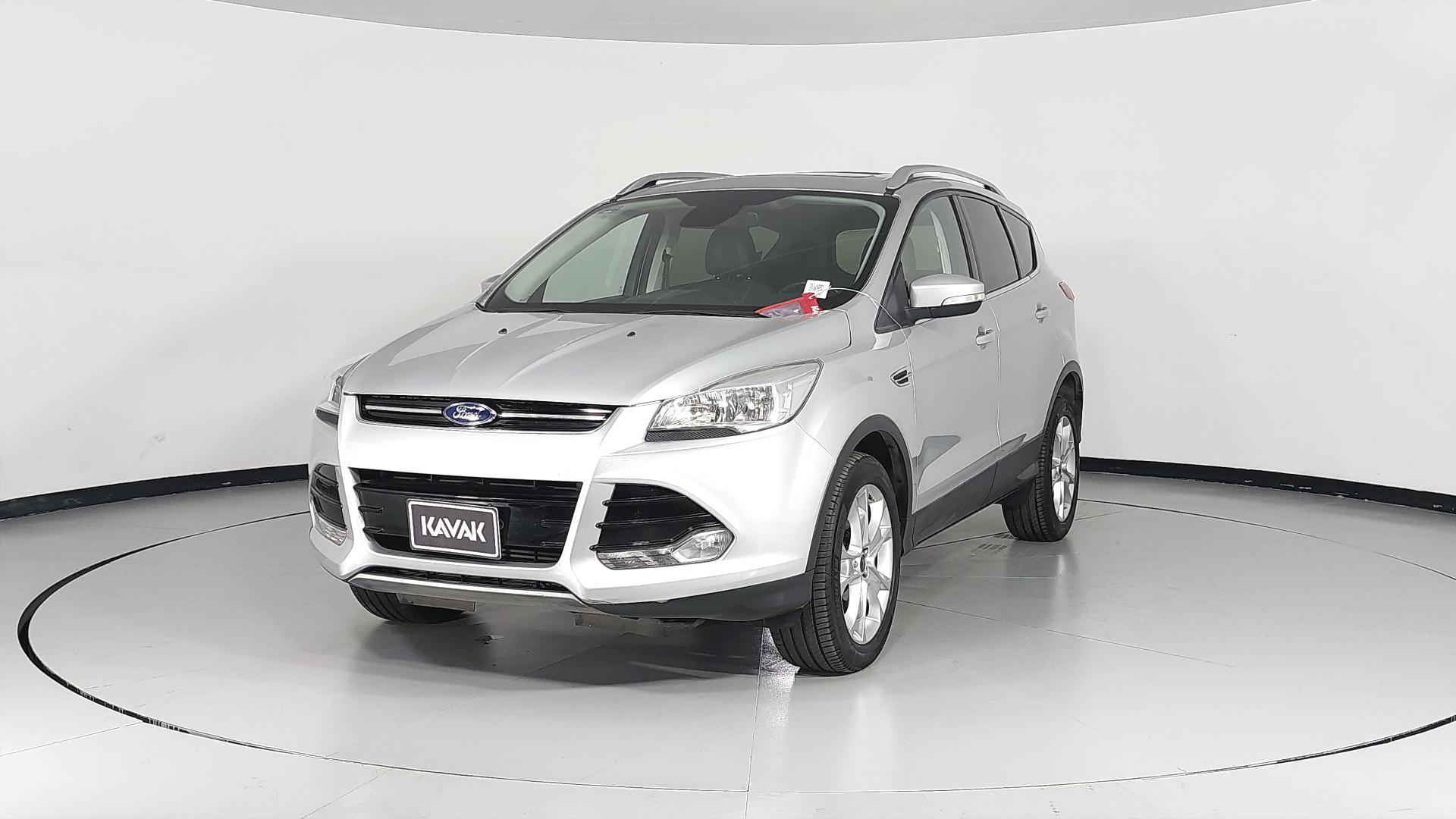Autos Ford Escape Titanium Ecoboost Suv 2016 usados | KAVAK México