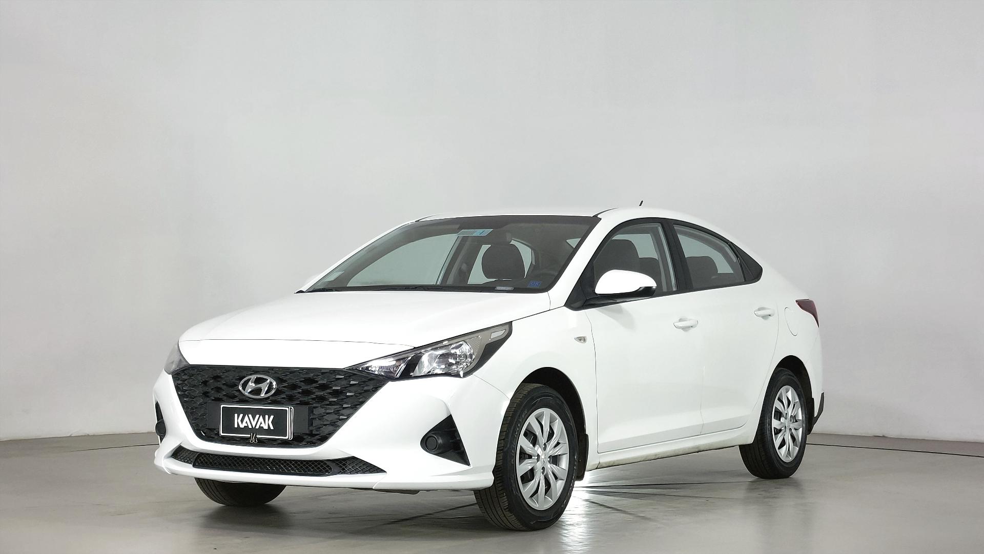 Autos Hyundai ACCENT 1.4 HCI PLUS MT Sedan 2022 usados | KAVAK Chile