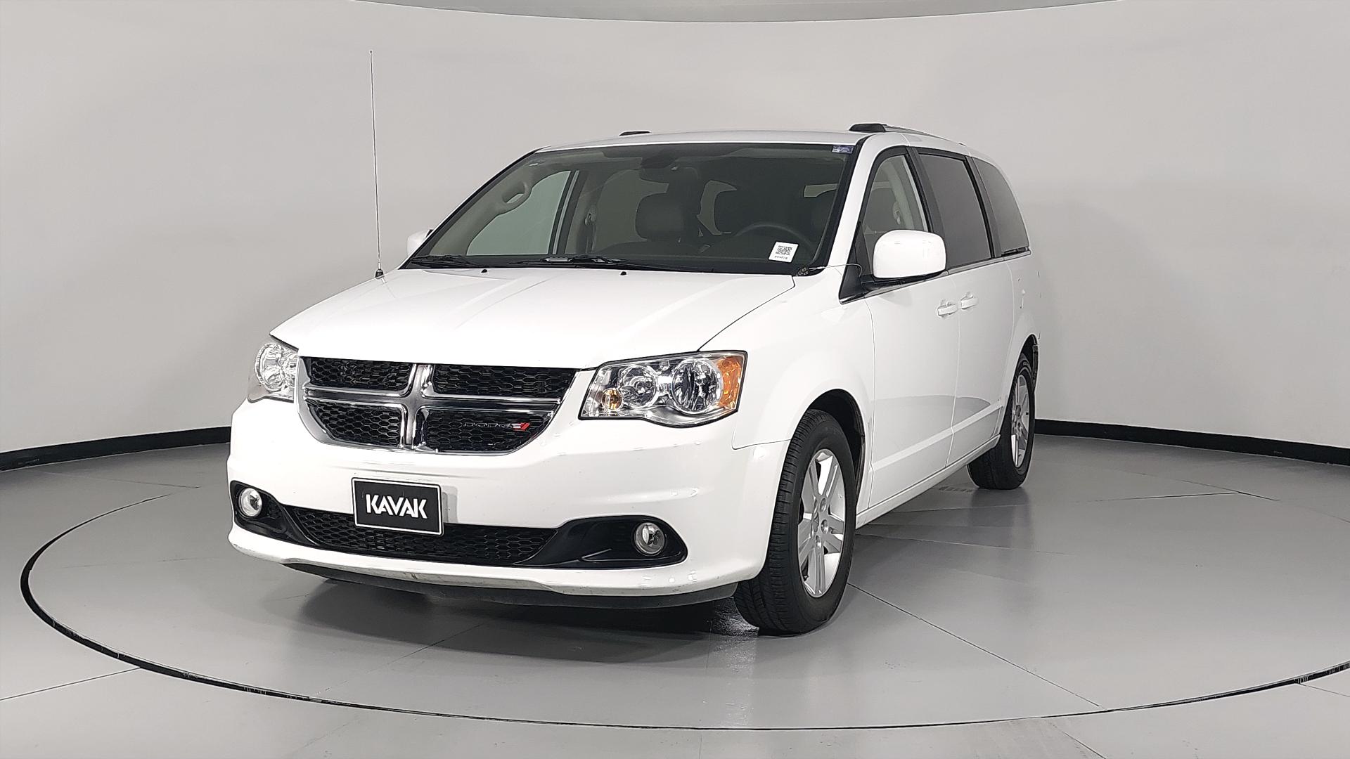 Autos Dodge Grand Caravan 3.6 SXT Minivan 2018 usados | KAVAK México
