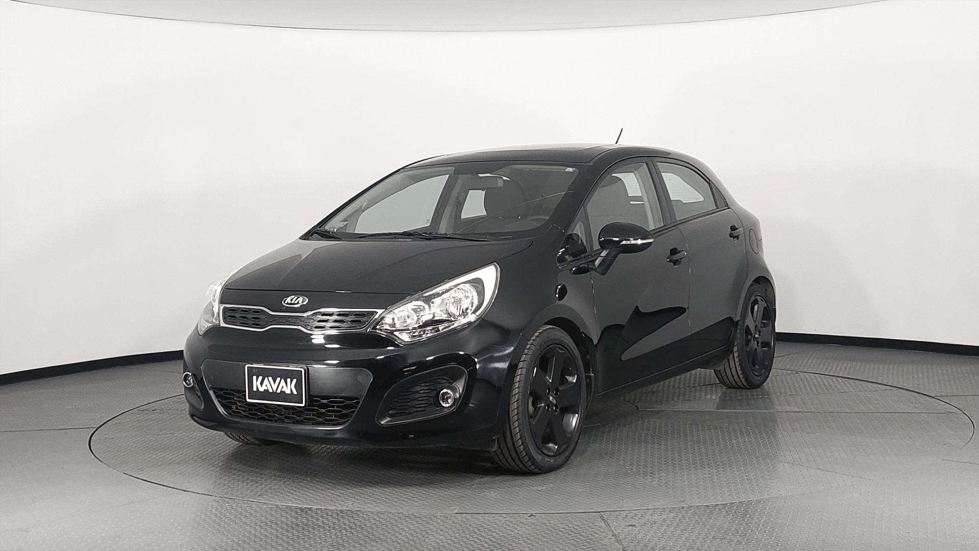 Carros Kia Rio 1.4 EX Full Deluxe AT Hatchback 2015 usados | KAVAK Perú
