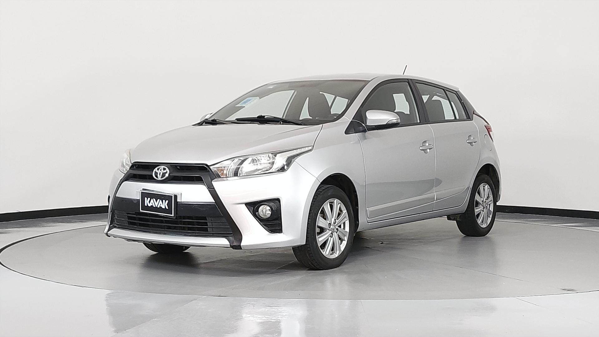 Autos Toyota Yaris 1.5 S CVT 5PTAS Hatchback 2017 usados | KAVAK México